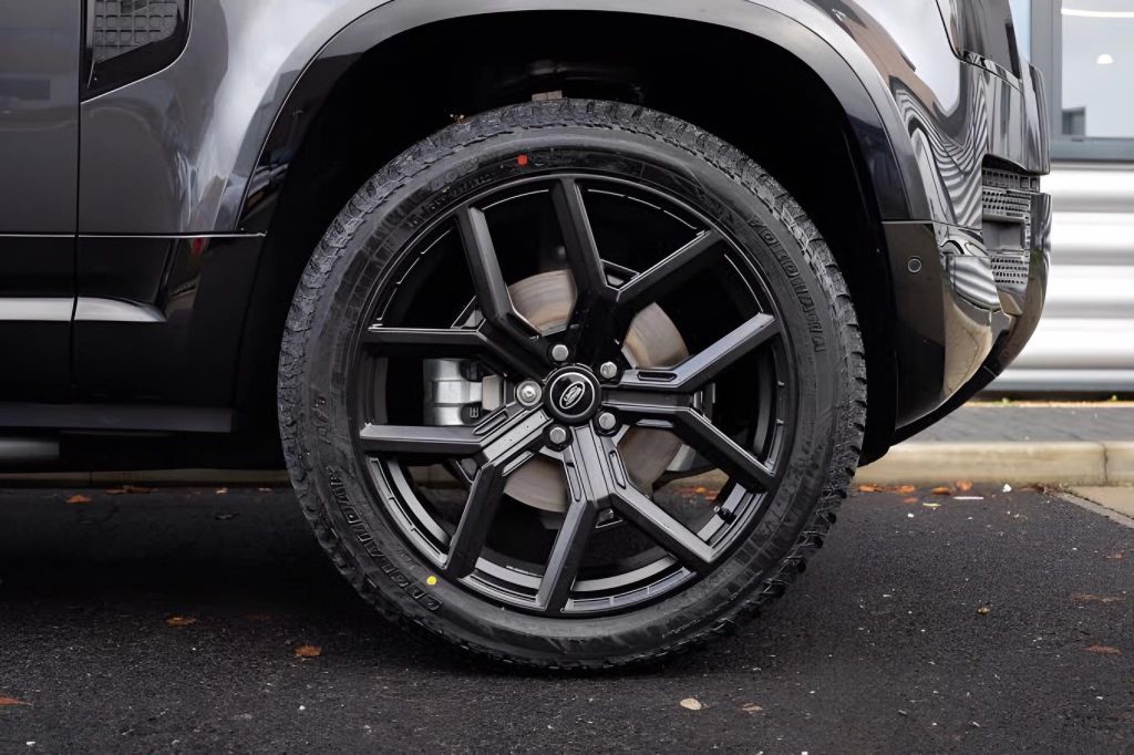 22” Range Rover Wheels with new tyres | Drive in Style, Roll with ...